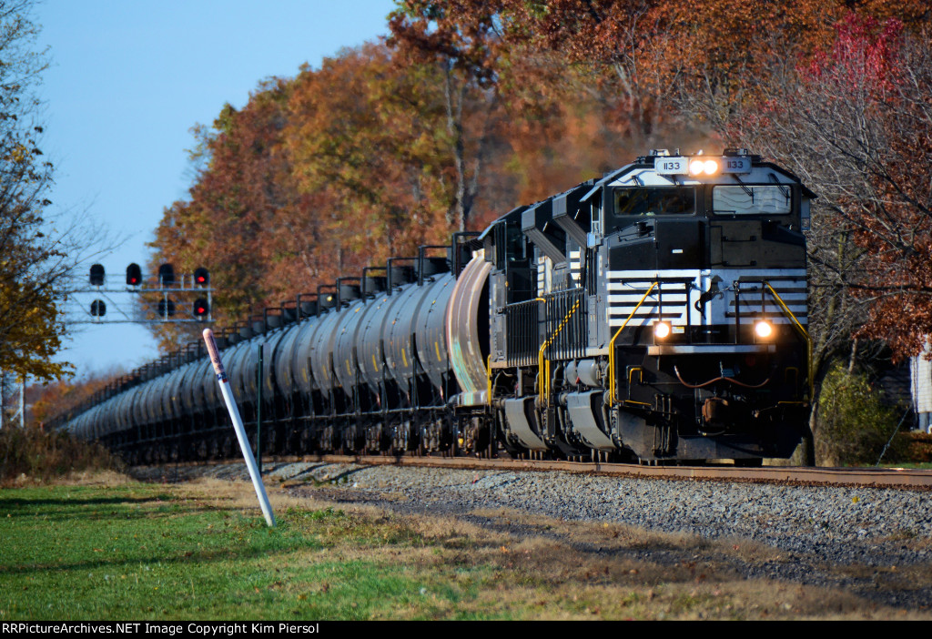 NS 1133 1027 66Z Ethanol Loads